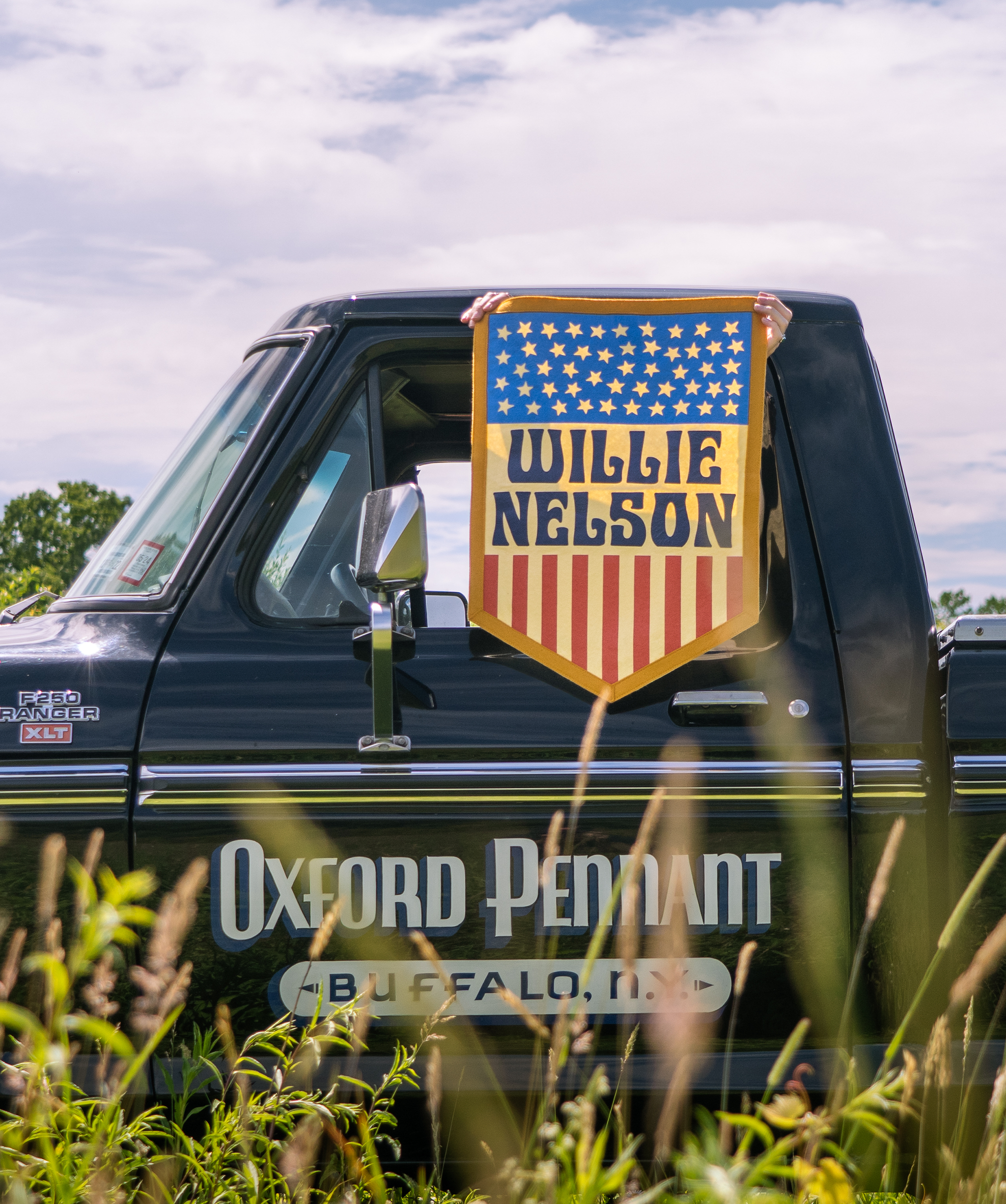 Stars and Stripes Willie Nelson Camp Flag | Willie Nelson x Oxford Pennant