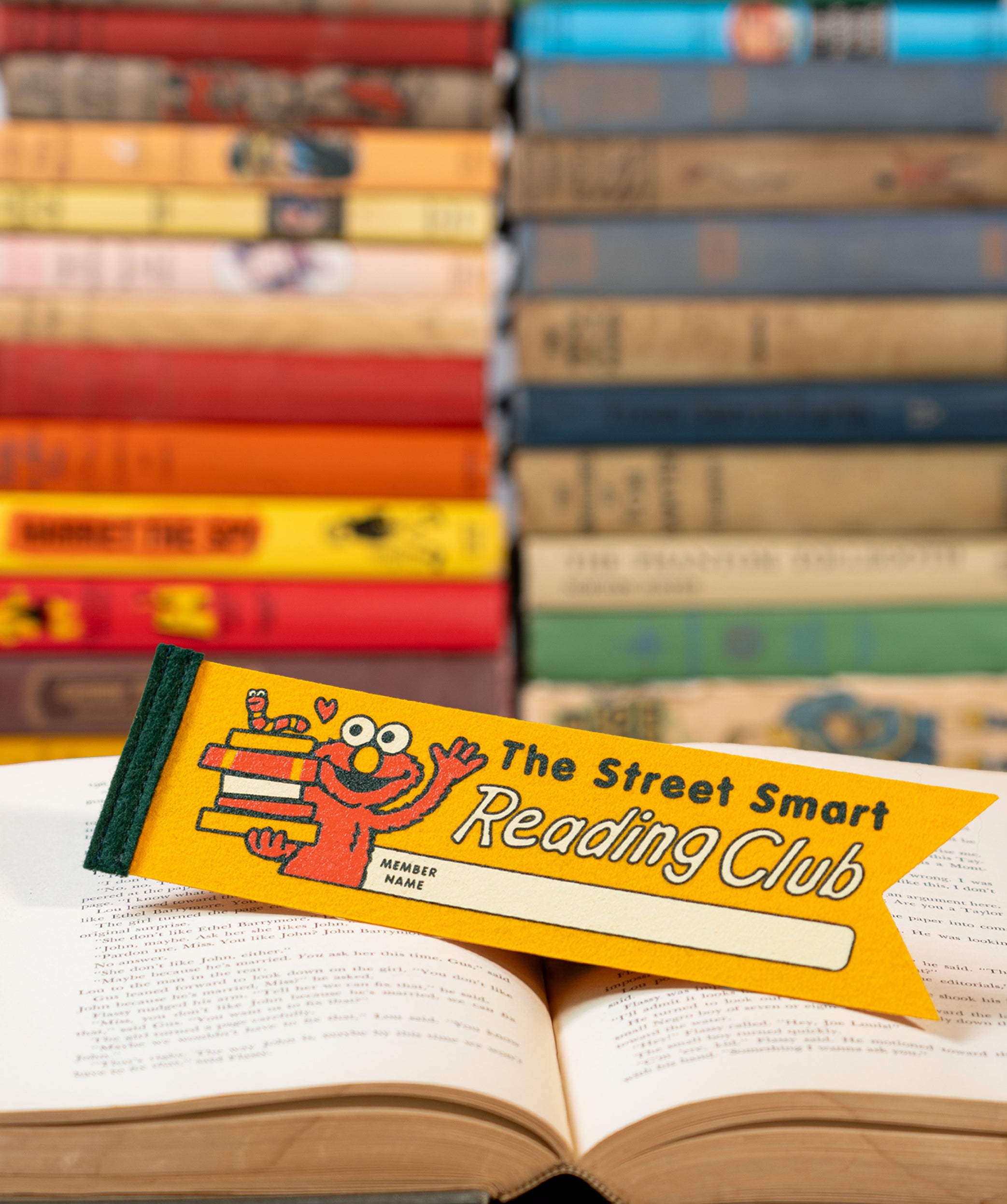 Elmo Hey There Boookworm Bookmark | Sesame Street x Oxford Pennant